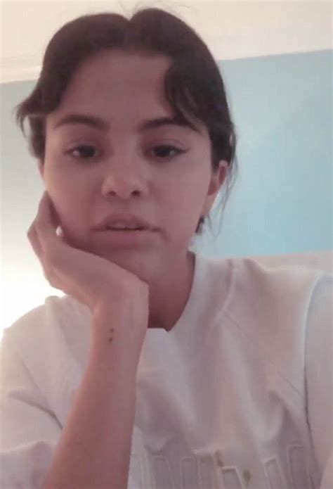 Selena Gomez Apologized After Being Accused Of Mocking Hailey Bieber