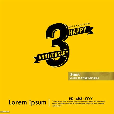 3주년 기념 엠블럼 노란색 배경에 리본으로 격리 된 검은 색 로고 웹 전단지 포스터 인사말 카드 및 초대장에 대한 벡터 일러스트 레이 션 템플릿 디자인 3에 대한 스톡 벡터