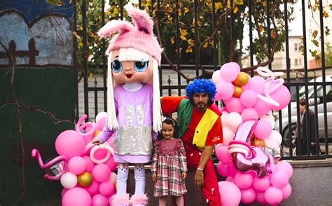 2 საათიანი პროგრამა ბუშტების ხელნაკეთობა ვარსკვლავის გახსნა ხელის კონფეტი