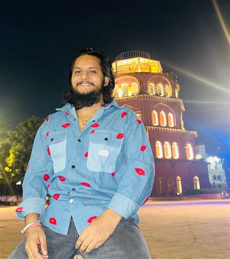 Monish Raja Earlier He Used To Click Photos At Weddings Posing As A