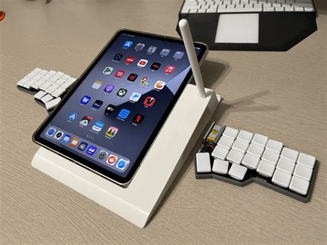 Is There A Non Orthogonal Split Keyboard For Diy Rergomechkeyboards