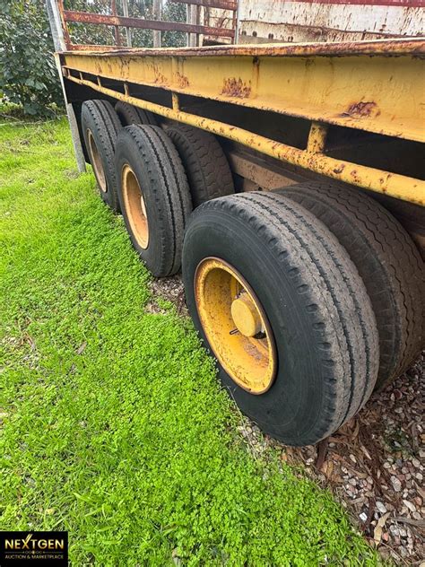 Un Registered Tri Flat Top Trailer Nextgen Auctions And Marketplace