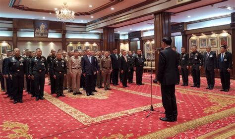 นายกฯอวยพรเหล่าทัพ ส่งท้ายประชุมสภากลาโหม กำชับต้องระมัดระวังสถานการณ์ยังไม่ปกติ