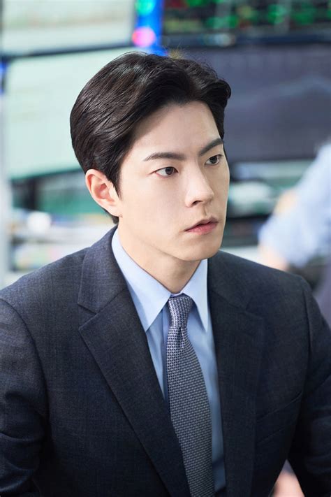 홍종현 “군 복무 후 첫 드라마 행복했다” 개미가 타고 있어요 손에 잡히는 뉴스 눈에 보이는 뉴스 뉴스엔