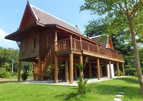 ขายถูกบ้านทรงไทยไม้สักแบบมาตรฐานติดแม่น้ำแควน้อย เนื้้อที่ 1 ไร่เศษ ที่ดินร้อยแปด คอม