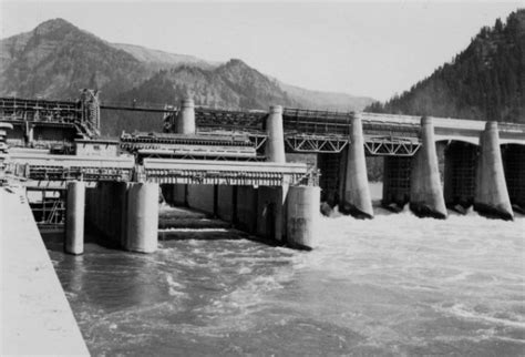 Bonneville Dam