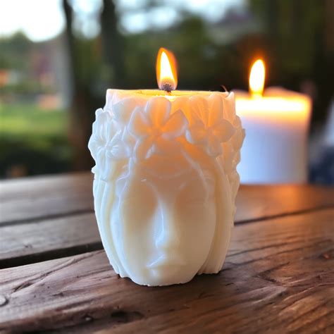 Sojas Vaska Svece Romantiskam Noskaņojumam Bez Pievienota Aromāta