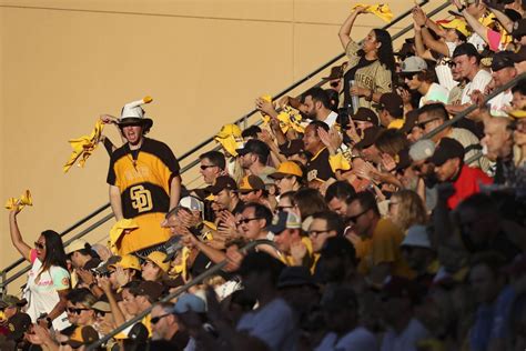 Padres Fans Have Made Lfgsd A Thing In Bonkers San Diego The San