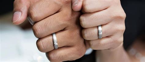 The Most Romantic Styles For Matching Promise Rings