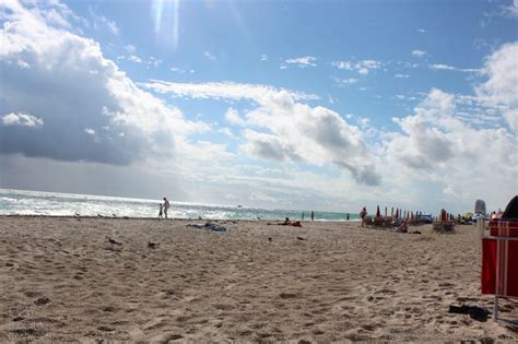 A Lazy Voyeur By Day On South Beach 3fs Lifestyle Food Fashion Frameworks
