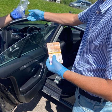 На Львівщині 21 річний молодик підробляв документи для ухилянтів