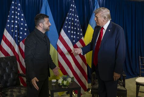 Трамп схвалив новий пакет військової допомоги Україні але це поки що не Томагавки