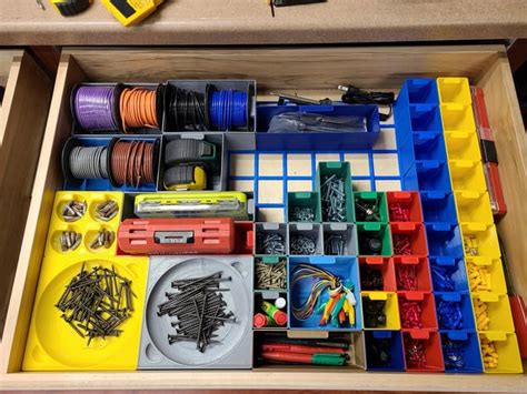 Tileable Wall Mounted 5c Collet Storage 3dprintsintheshop
