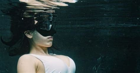 돌싱글즈 전다빈 글래머보다 더 눈에 띄는 타투 허벅지에 대왕 장미가[ten★]