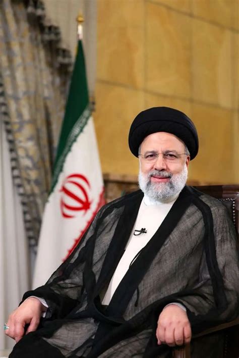 دلنوشته مجری صداوسیما از آخرین گفتگوی تلویزیونی شهید رئیسی