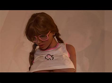 Red Head Sex Doll Tiene Grandes Tetas En Su Cuerpo Perfecto Con Curvas XVIDEOS COM