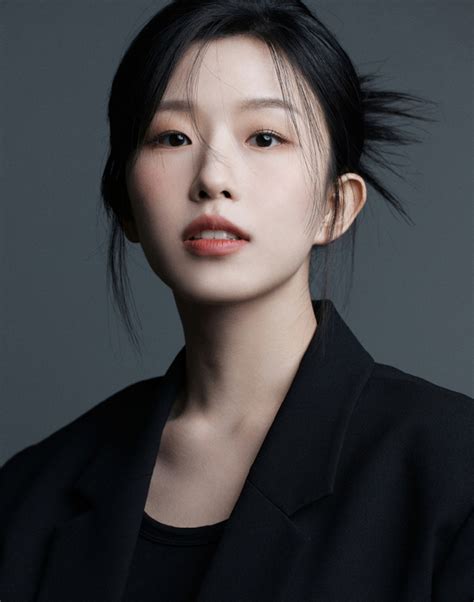 Snl 윤가이 인사하는 사이 합류…한지민과 워맨스 공식