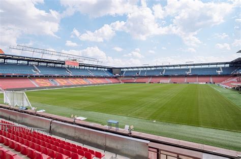 Несподіваний поворот в УАФ назвали місце де збірна України зіграє наступний матч відбору Євро