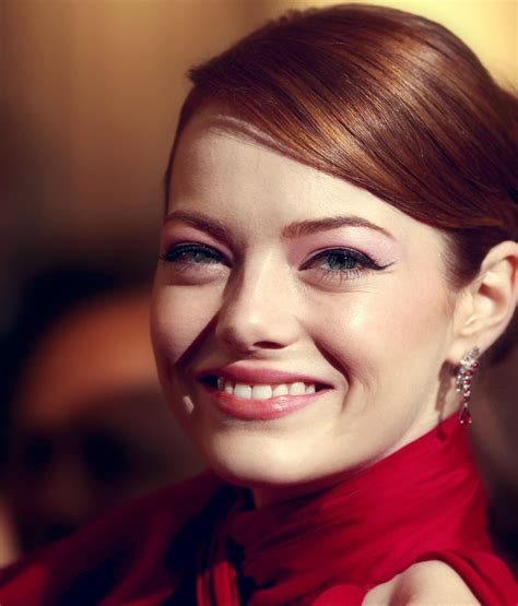 1366x1600 Resolution Emma Stone Pretty Smile Wallpaper 1366x1600
