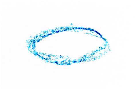 흰색 종이 배경에 원형 또는 둥근 모양으로 그리는 파란색 크레용 손 0명에 대한 스톡 사진 및 기타 이미지 0명 국경 그래피티 Istock