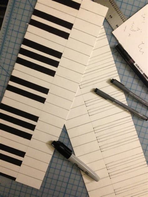 Dumb Piano Keyboard Under Construction Circle And Square