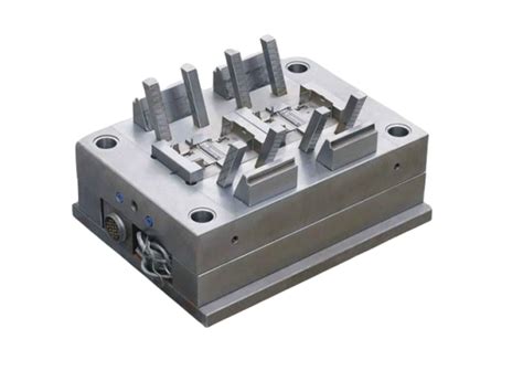 模具中心 苏州亿林森塑胶制品有限公司，苏州注塑加工 昆山注塑加工，昆山塑胶制品加工，苏州注塑，苏州注塑厂，昆山注塑，昆山注塑模具，昆山注塑公司，昆山塑胶产品加工，苏州塑料产品加工，昆山注塑模具