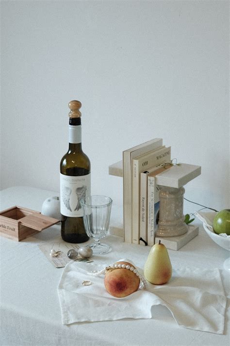 내가 유명한 가구 브랜드 서포터즈 활동을 할 때 소위 인플루언서들을 어레인지 해주시던 예쁘고 단아한 대리님 한 분이 계셨어 이제 막 성장세에 올라탄 가구 회사의