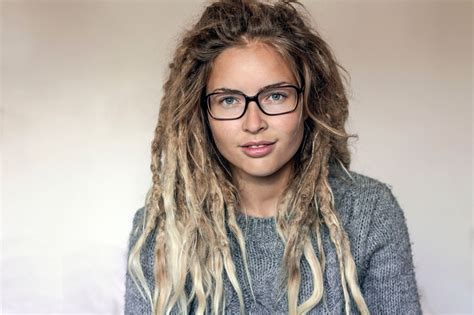 30 Dreadlock Hairstyles For White Girls To Pull Off Artofit