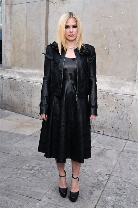 Avril Lavigne Brings Her Pop Punk Style To Paris Fashion Week Vogue
