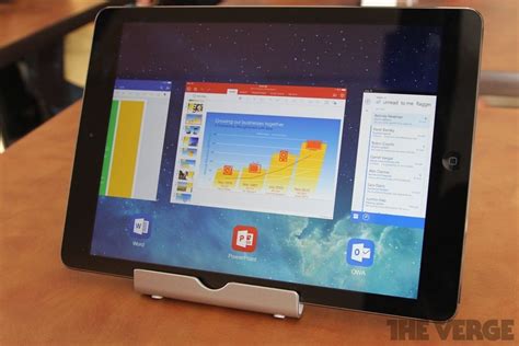 Microsoft S Next Mobile Strategy Is To Make IOS And Android Better The Verge