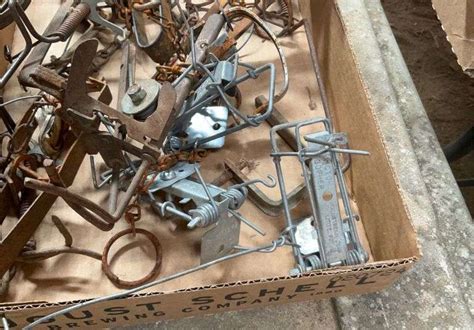 Gopher Traps Assorted Traps Hamilton Maring Auction Group