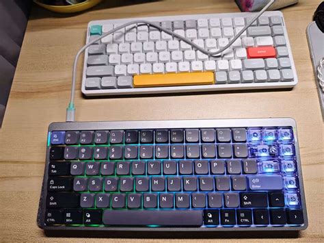 在吗？看看你们的键盘 搞七捻三 Linux Do