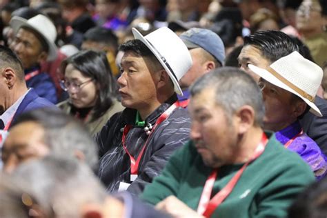 “Шинэ хоршоо” хөдөлгөөнд 9 өөс дээш малчид нэгдэн хоршоо байгуулах