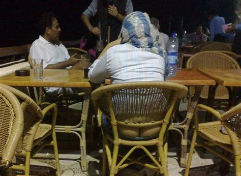 Awek Melayu Pakai Tudung Nampak Bontot Gambar Gedik