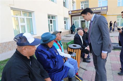 Хөдөлмөр нийгмийн хамгааллын яамны харьяа Ахмад настны үндэсний төв 100 жилийн ойг тохиож байна