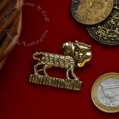 Home Casting And Accessories Badges Shameless Secular Pin Cat With