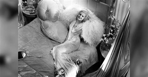 La Vida De Jean Harlow El Icono Sexual De Los Años 30 Que Murió Por