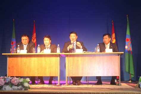 Монгол Улсын Засгийн газрын гишүүн БСШУС ын яамны сайд Ж Батсуурь