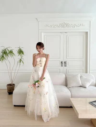 모반디 블룸 플라워 셀프웨딩드레스 유색 자수 프릴 꽃브라이덜샤워 스냅촬영 원피스