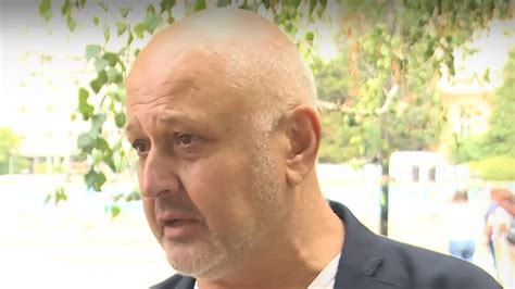 Предизвиквам те Актьорът Стефан Рядков се превъплъщава в четири различни образи Nova News