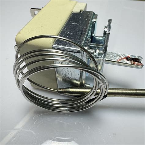 Adjustable Switch Blub And Capillary Thermostats 16a 250vac 400c Wta Adjustable Switch Blub And Capillary Thermostats 16a 250vac 400c Wta