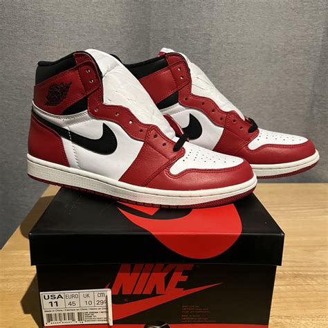 Jordan 1 High Chicago 2015 Size 11 Depop