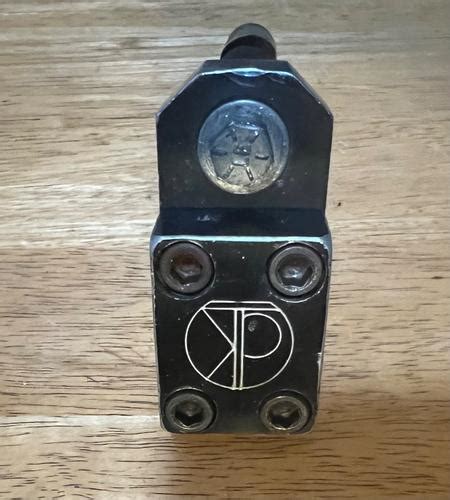 For Sale Dk Stem Black