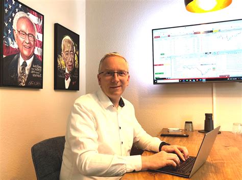 Anlagevermittler Michael Hater Der Kunde Im Fokus