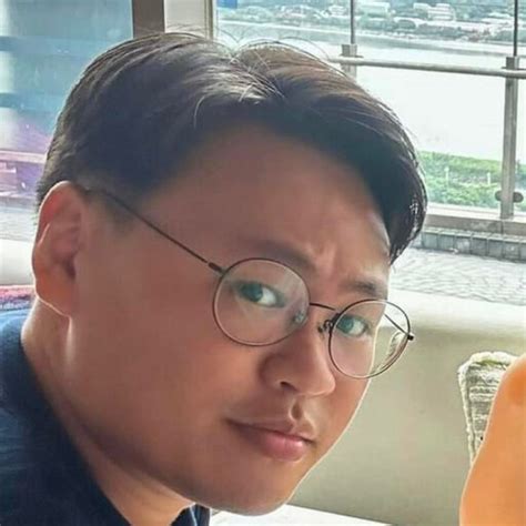 Yu Chen Ding Master Of Science National Chung Hsing University
