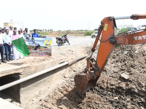 Thoothukudi District Collector Inaugurated The Digging Of Atthimarapatti Irrigation Canal At A