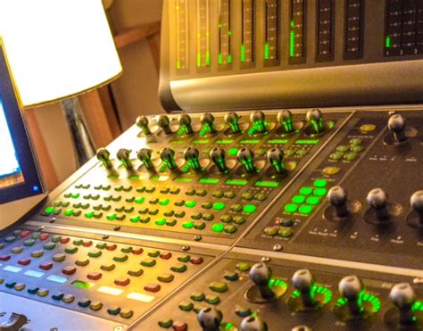 Avid D Command Es 8 Fader With Xmon And Manual Resurface