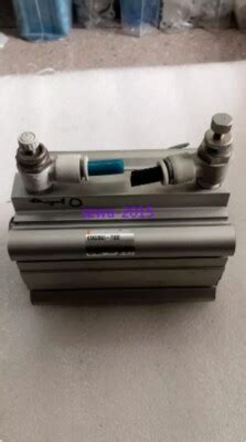 1pcs Used Smc Cdq2b63 75dz Ebay