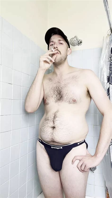 오줌싸고 담배피는 음란한 새끼 xHamster
