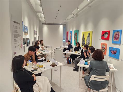 For Youth Five Spaces 선정자 워크샵 청년 예술가 개인전 지원사업